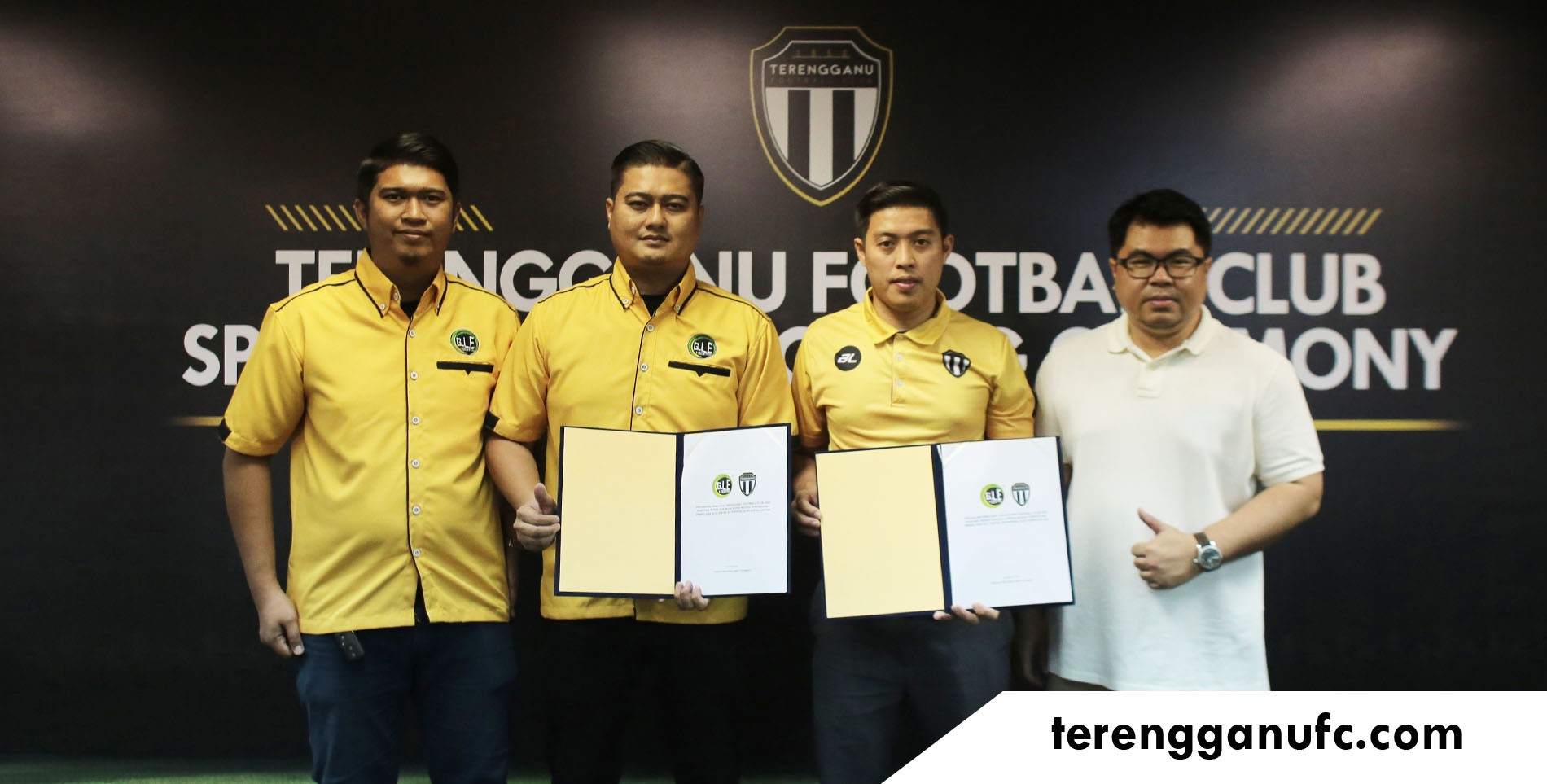 KOPI SUPERJANTAN TANDATANGANI KONTRAK TAJAAN TFC MUSIM 2020 - Terengganu FC